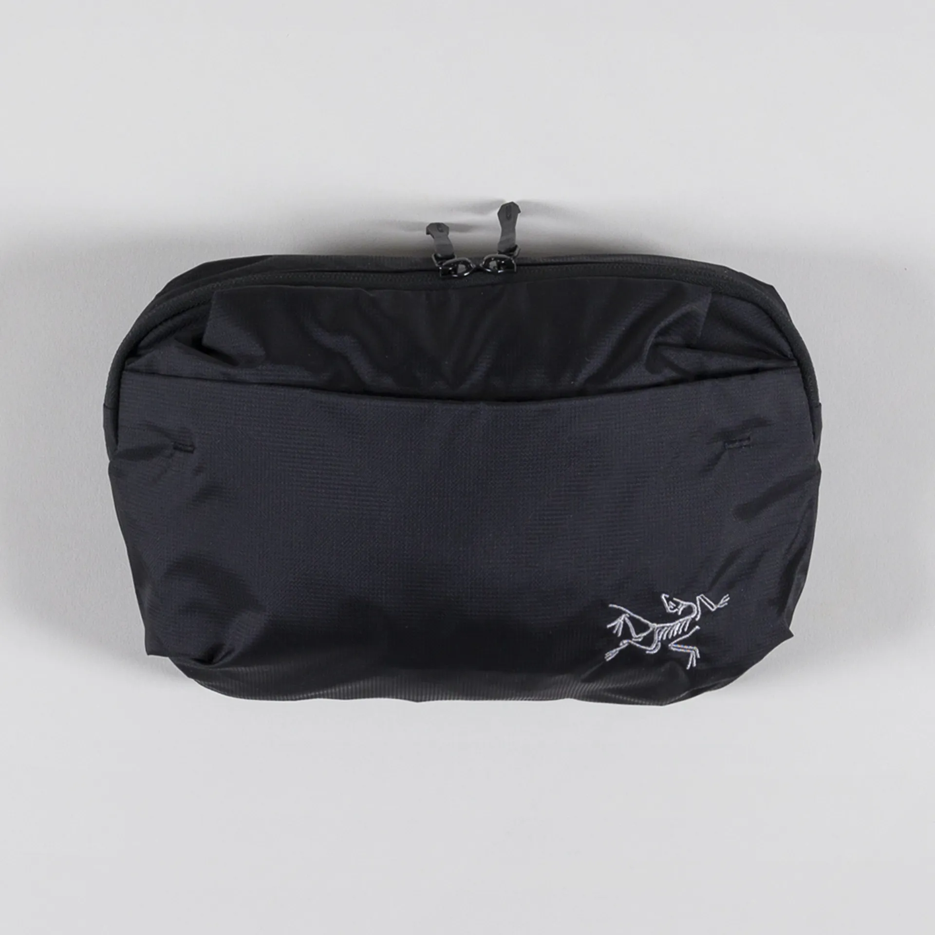 Arc'teryx Mens Heliad 6L Crossbody Bag Black