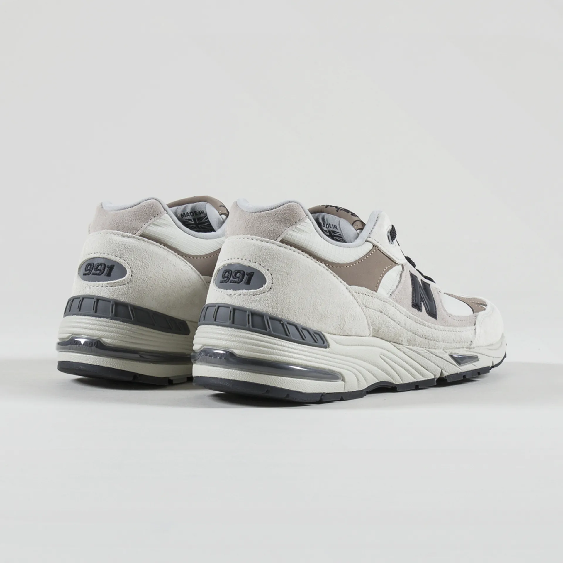 New Balance Mens Made In UK 991 Urban Winter Shoes Pelican White