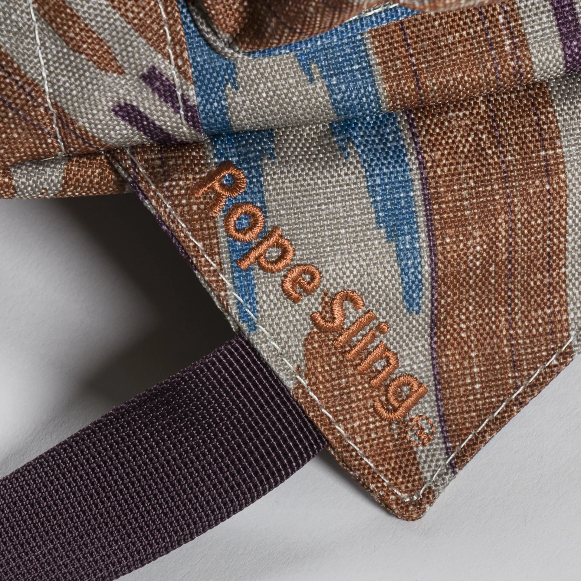 Kavu Unisex Mini Rope Sling Shoulder Bag Tumbleweed Ikat Brown