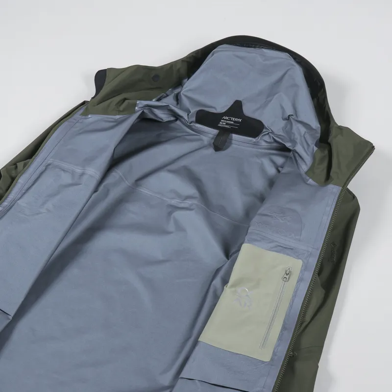 Arcteryx Mens GORE-TEX Technical Alpha AR Jacket Tatsu Green