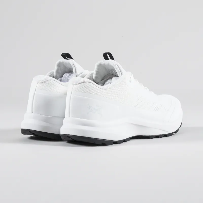 Arcteryx Mens Aerios Aura Shoes Silk White Black Trainers