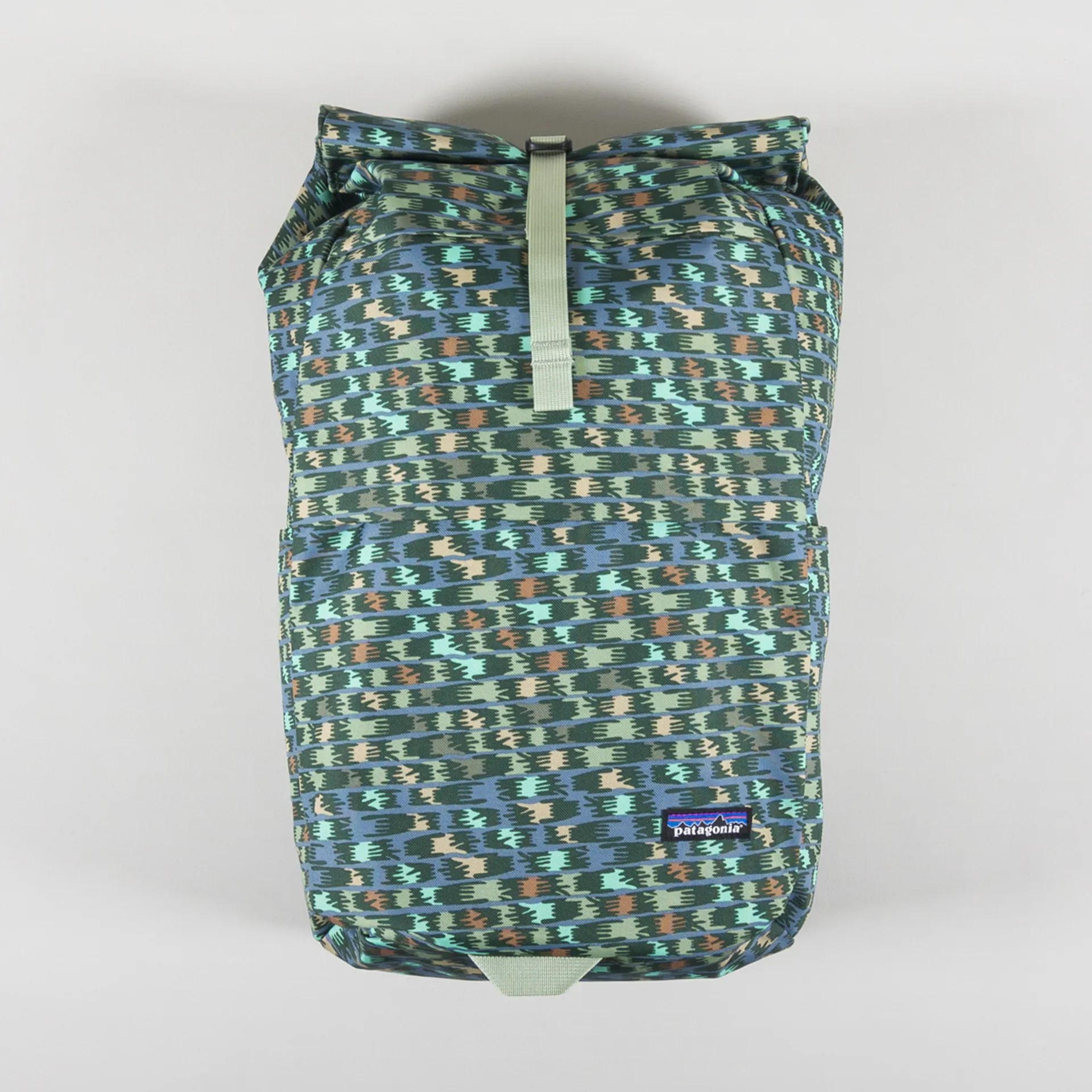 Patagonia Fieldsmith Roll Top Pack 30L Intertwined Hands Green