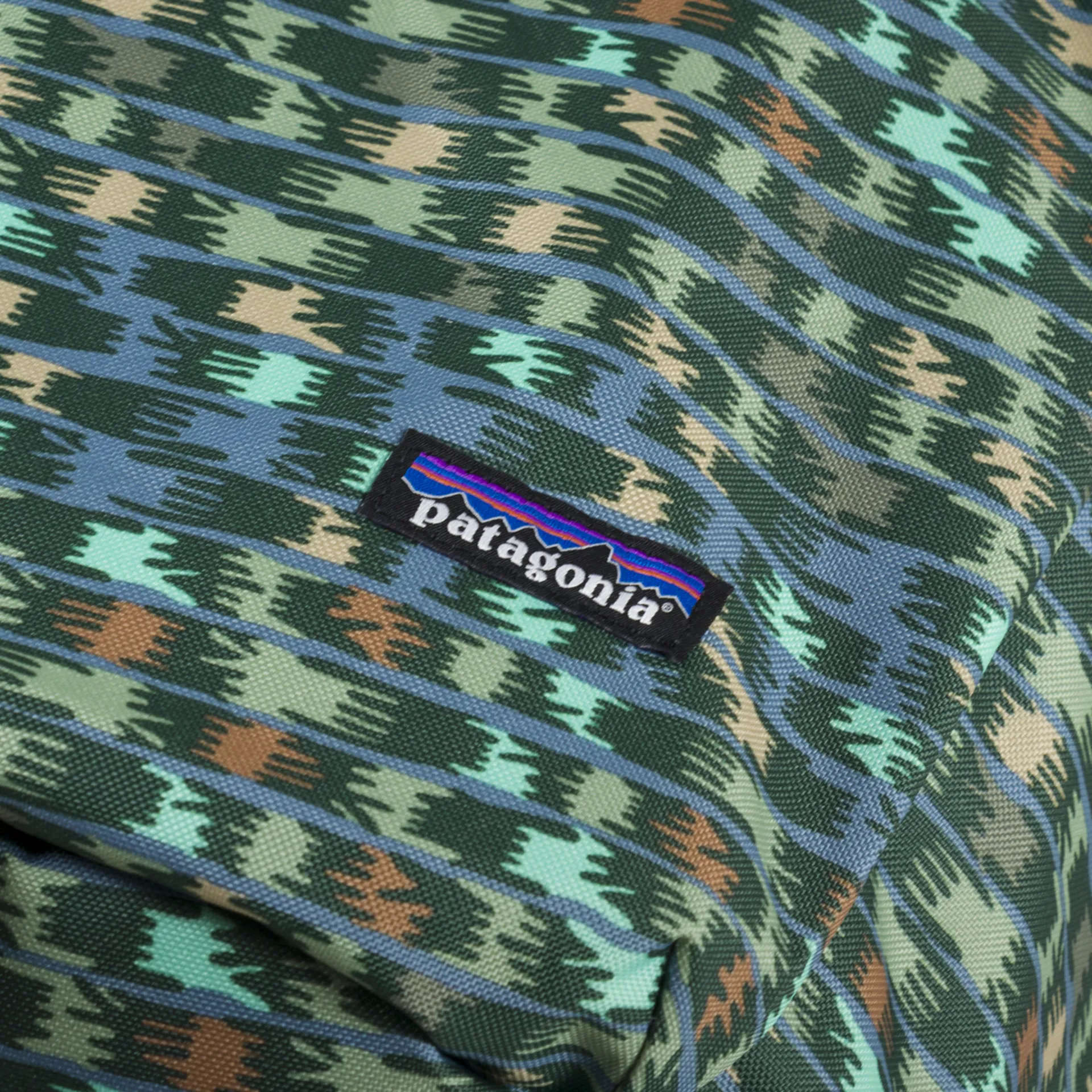 Patagonia Fieldsmith Roll Top Pack 30L Intertwined Hands Green