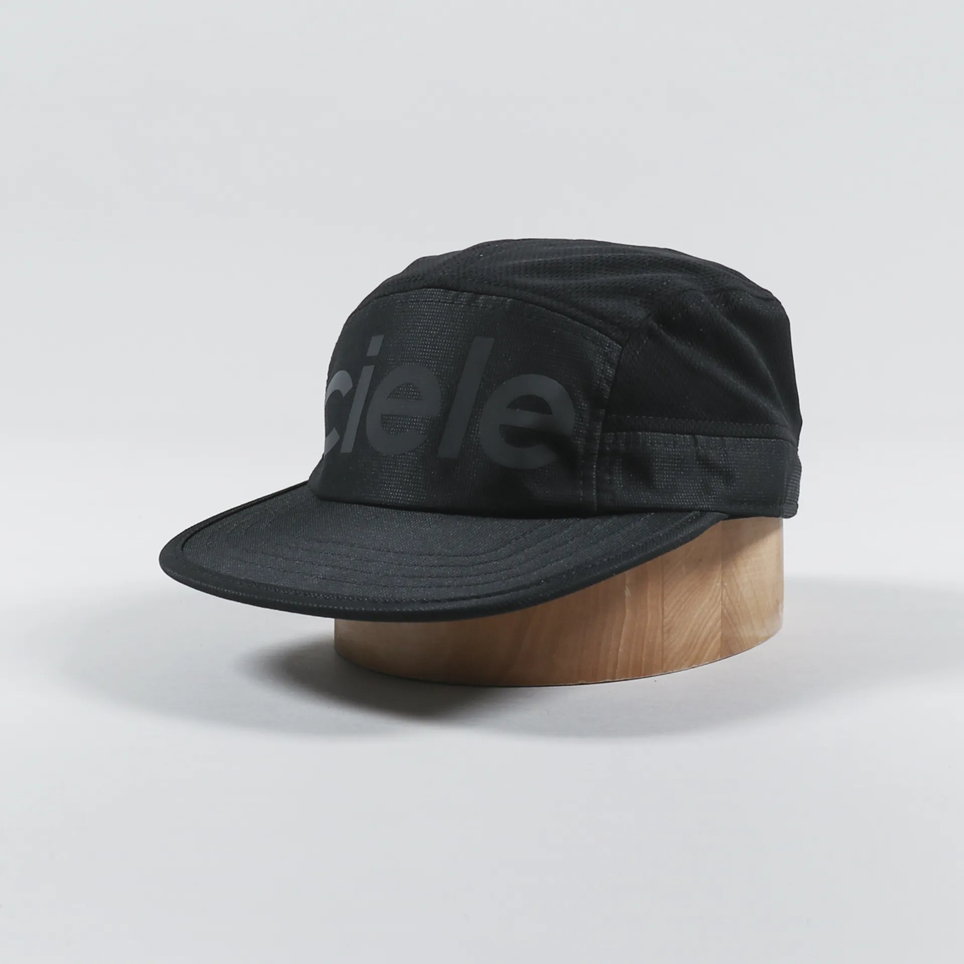 Ciele Athletics Logo GOCap Century Shadowcast Black