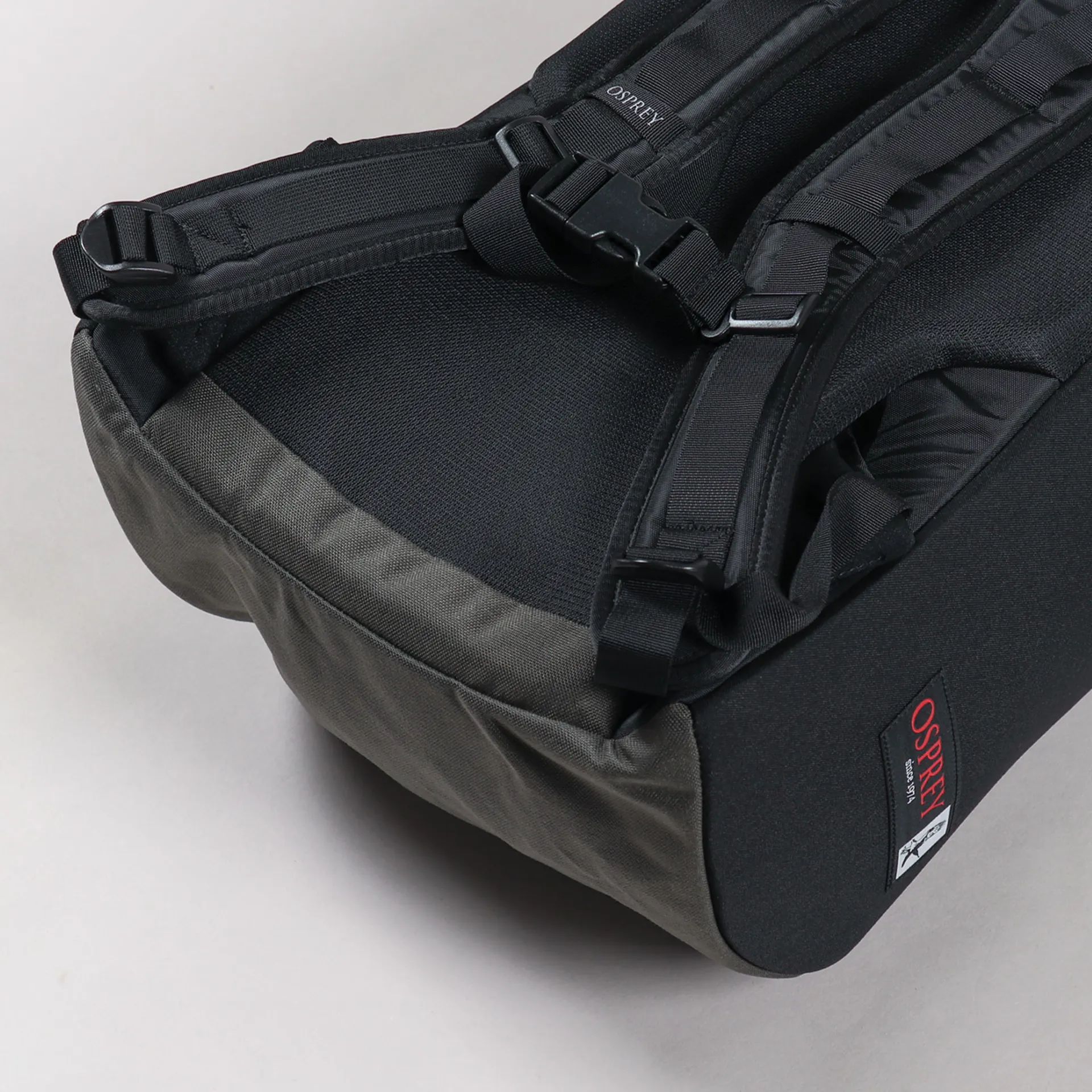 Osprey Lifestyle Rucksack Heritage Scarab 30 Backpack Black