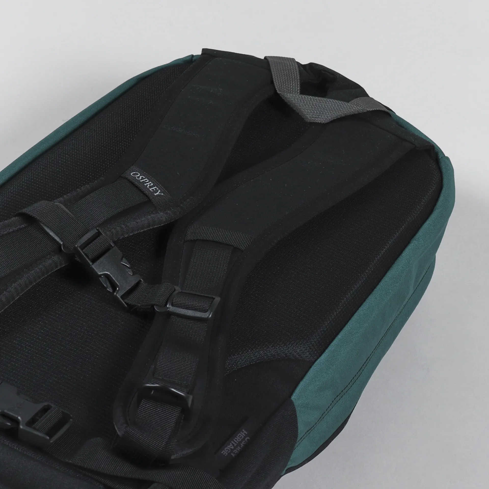 Osprey Outdoor Bag Heritage Simplex 16 Backpack Dark Pine Green