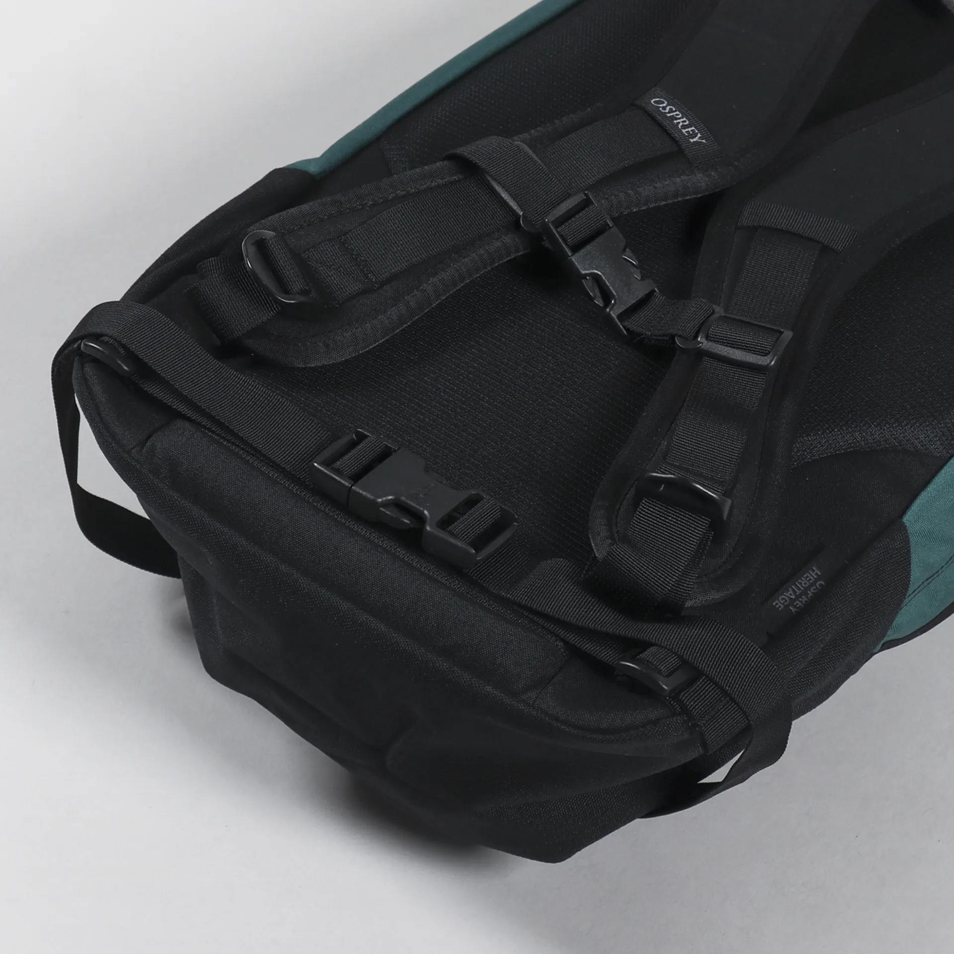 Osprey Outdoor Bag Heritage Simplex 16 Backpack Dark Pine Green