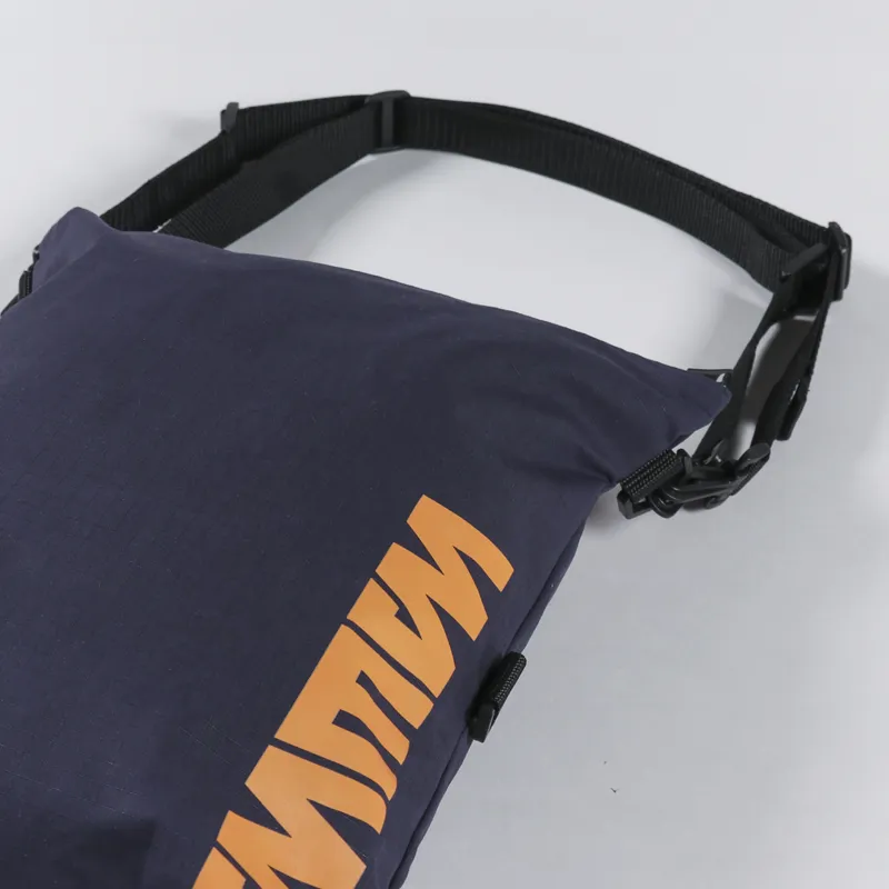 WAWWA Kartis Extendable Messenger Bag Petrol Blue