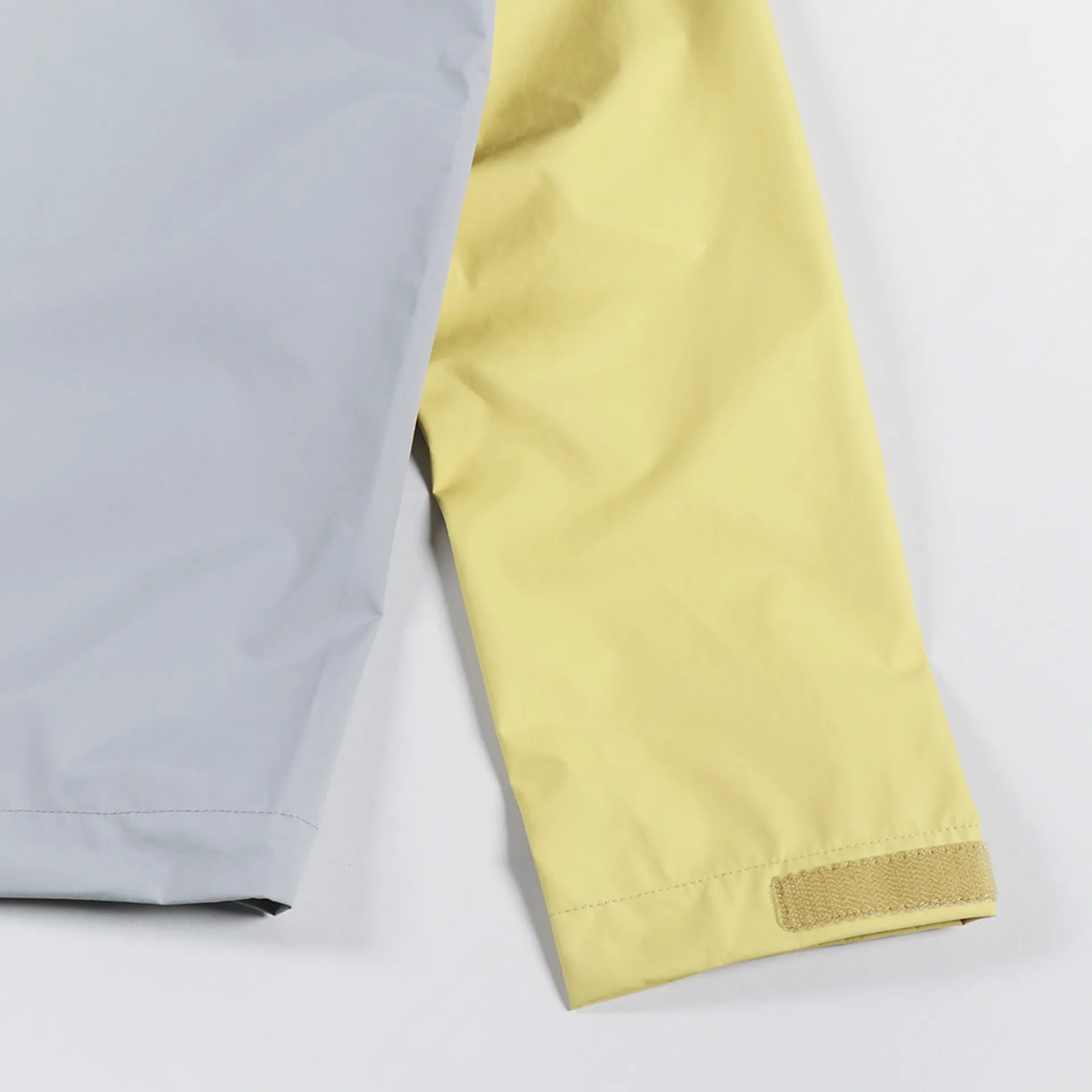 Patagonia Mens Waterproof Torrentshell 3L Jacket Surfboard Yellow