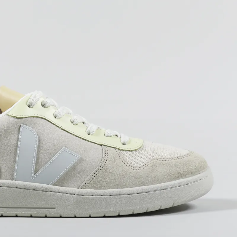 Veja Mens Sneakers V-10 Suede Shoes Sable Menthol Multico