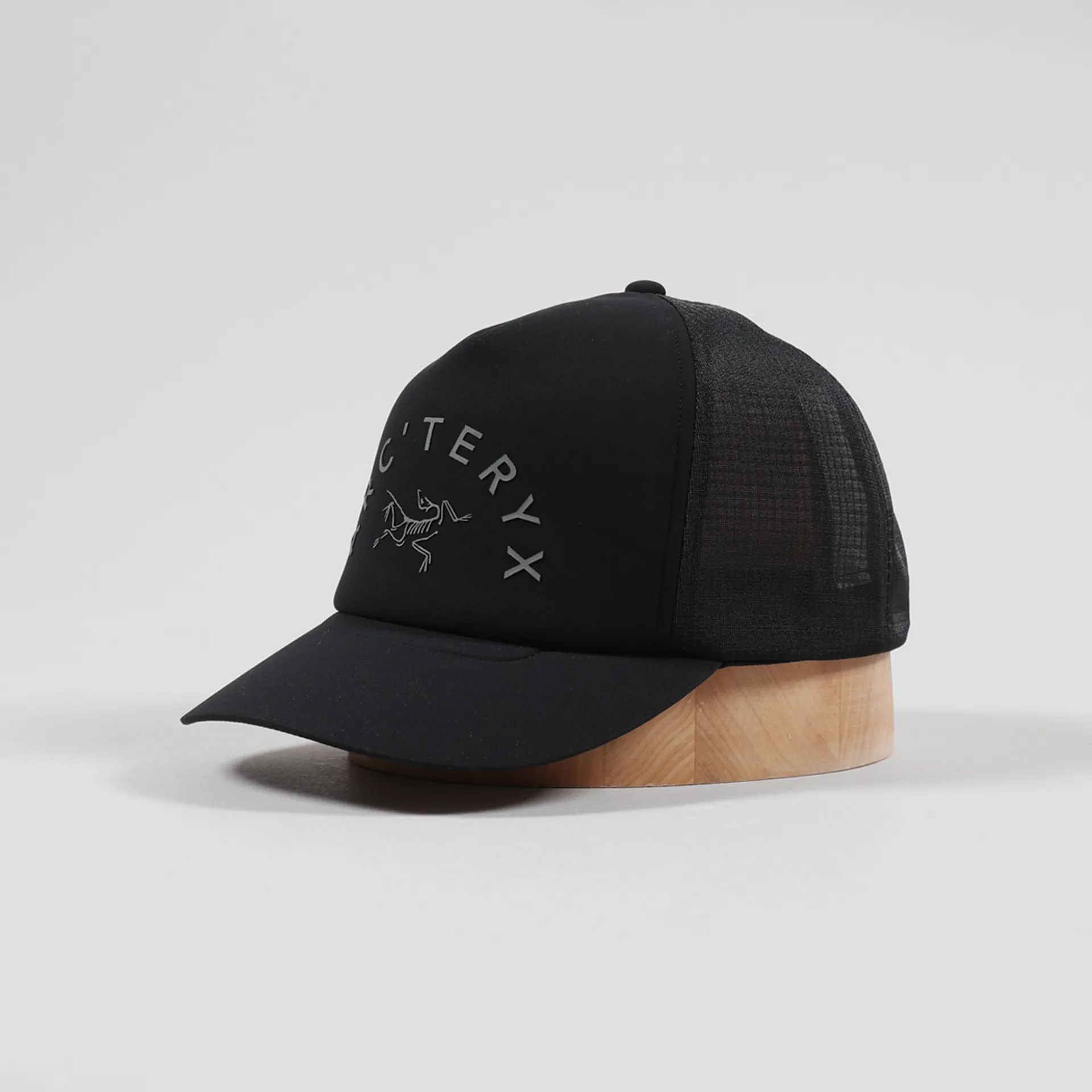 Arcteryx Mens Archteryx Curved Trucker Hat Black Cap