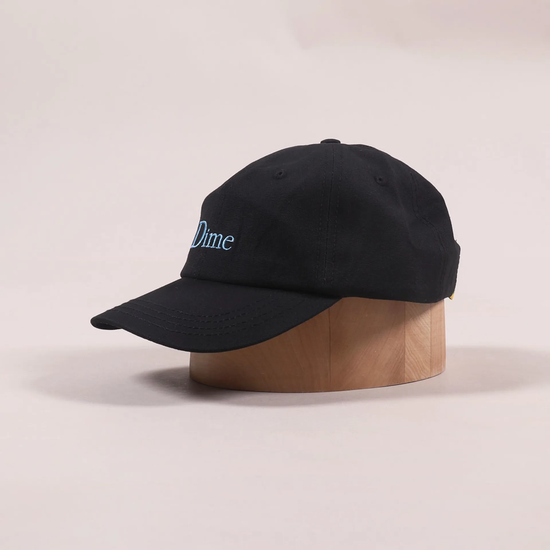Dime MTL Mens Embroidered Classic Logo Cap Black Hat