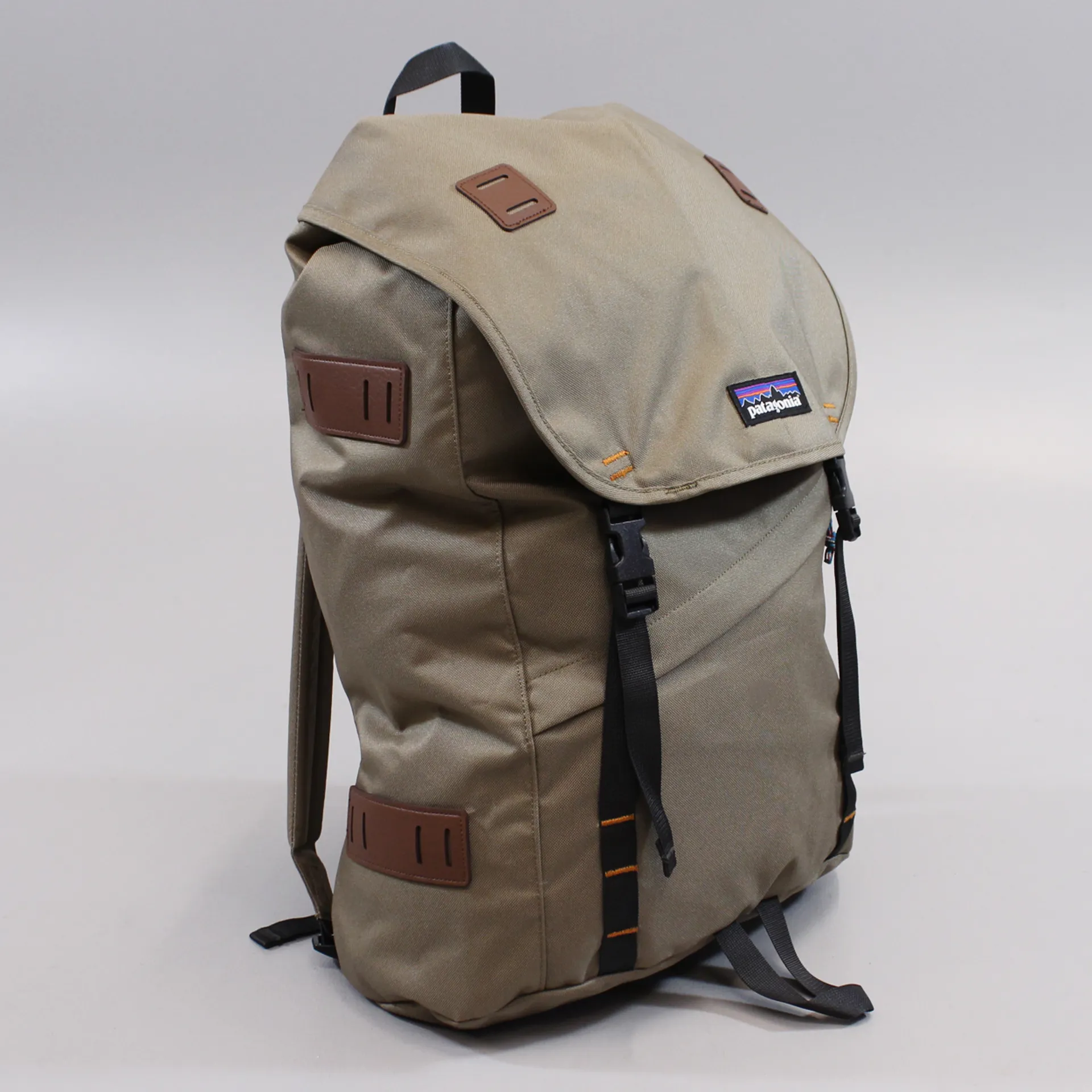 Patagonia Arbor BackPack 26L Ash Tan Outdoor Bag Laptop Pockets