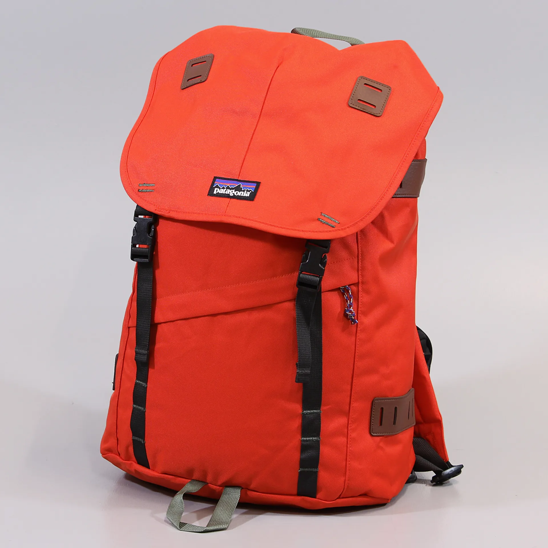 Patagonia Arbor Pack 26L Monarch Orange Summit Retro Mountain Bag
