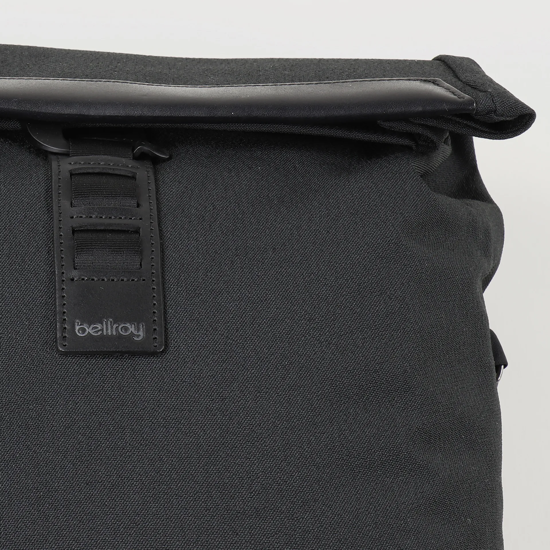 Bellroy Mens Nylon Canvas Shift Backpack Rucksack Bag Black
