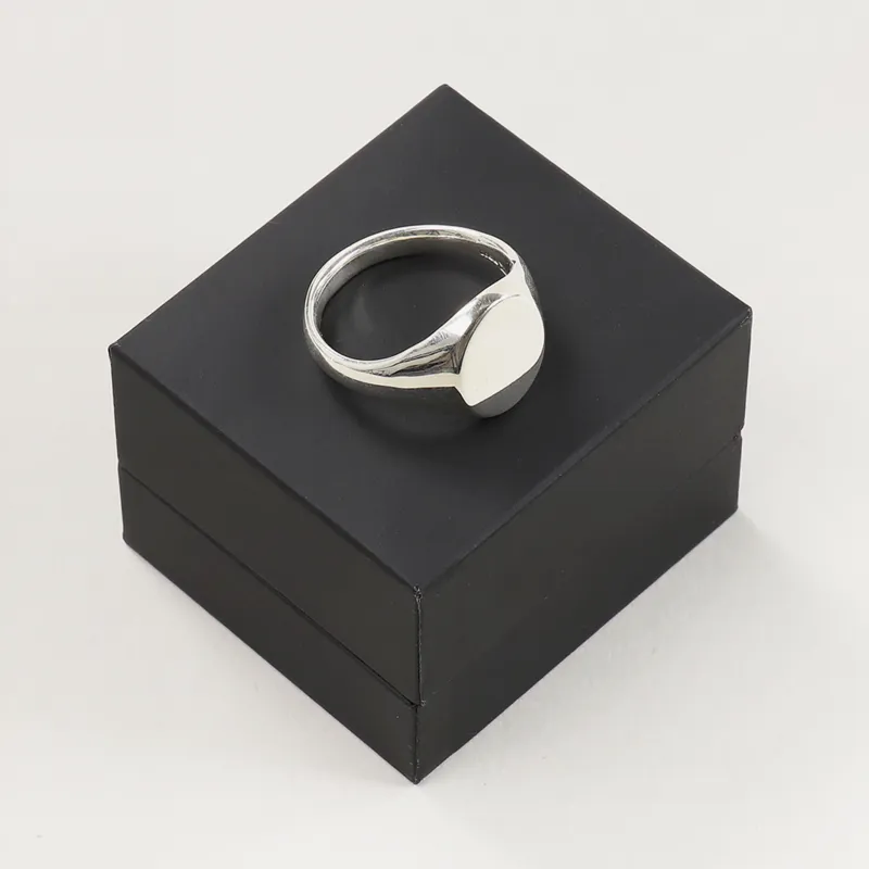 Johnny Hoxton LDN Mens Large Signet Ring Sterling Silver Large