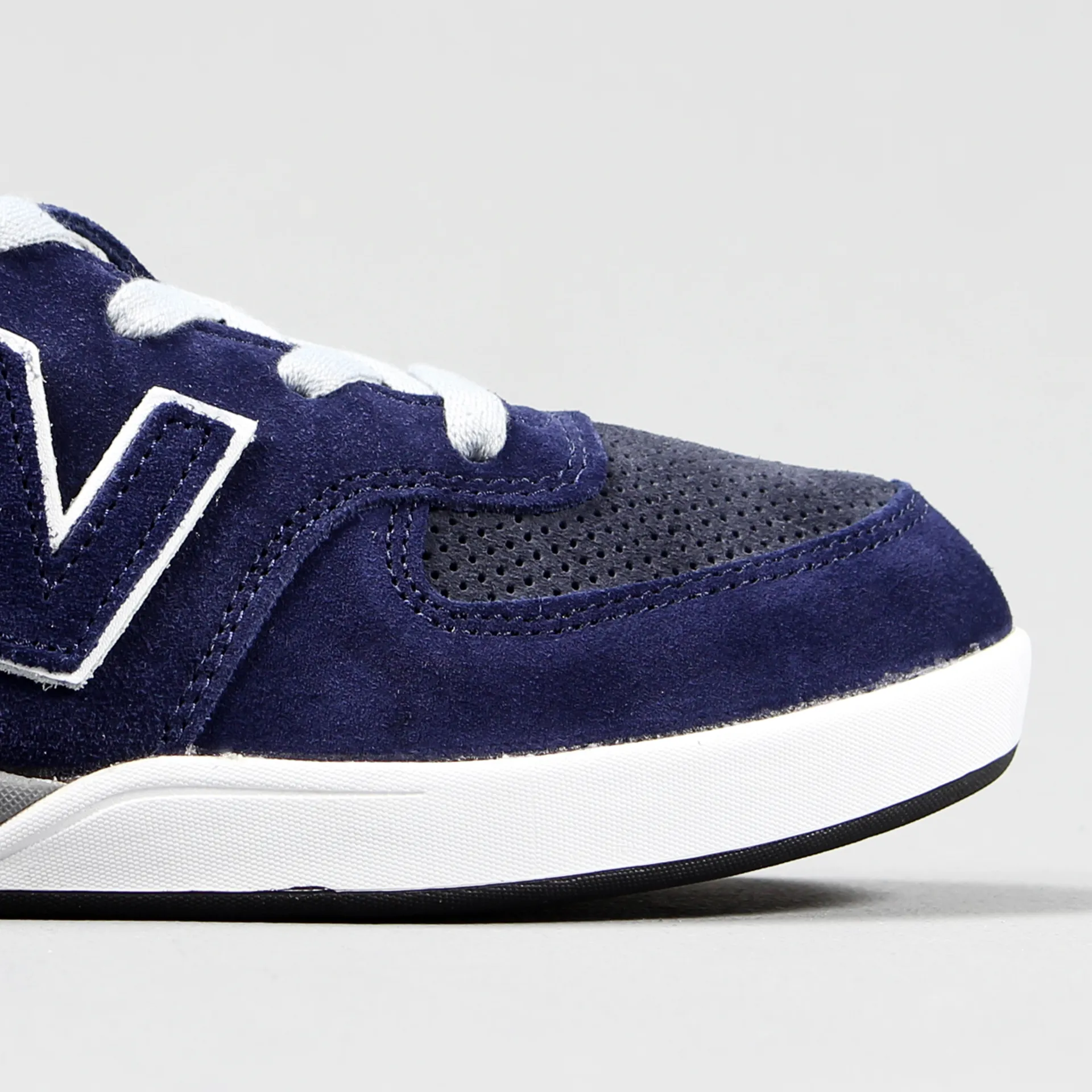 Mens Skateboarding New Balance Numeric Trainers Dark Blue Sneaks