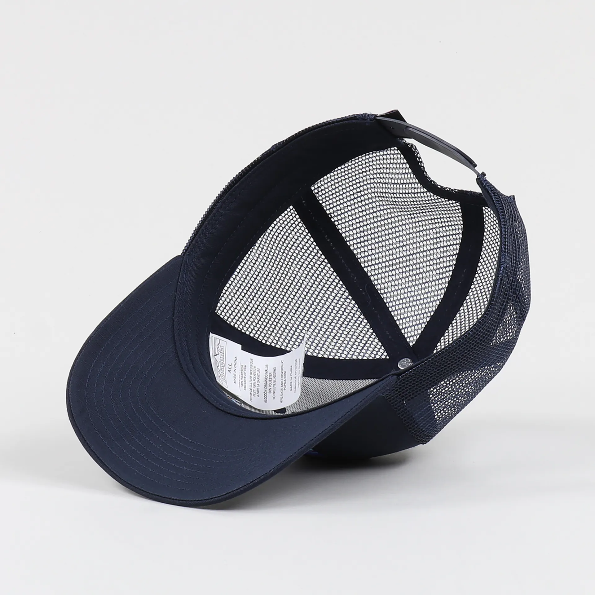 Patagonia One size Fits Most P6 Mesh Trucker Cap Hat Navy Blue