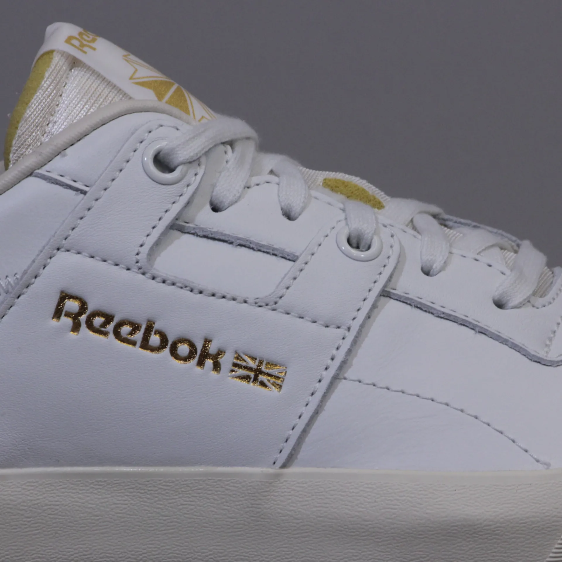 Reebok Reserve Mens Workout Low Clean FVS Skate Shoes Vulc Sole
